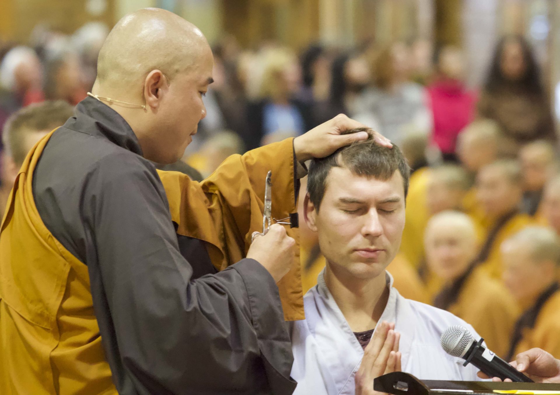 Reverence is the Nature of our Monastic Vow | Plum Village