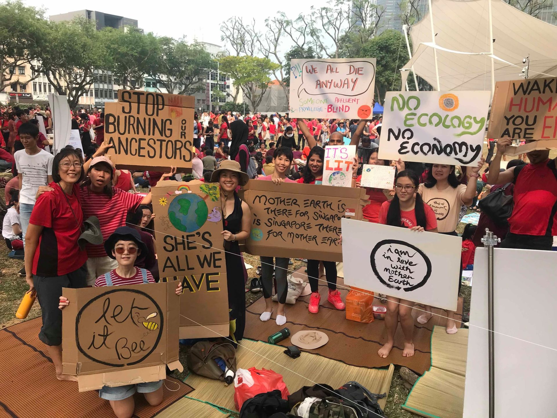 Photos / Marching with Love | Plum Village