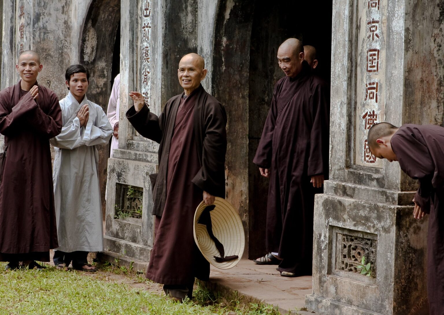 Thay’s Continuation Day: A Moment of Gratitude | Plum Village